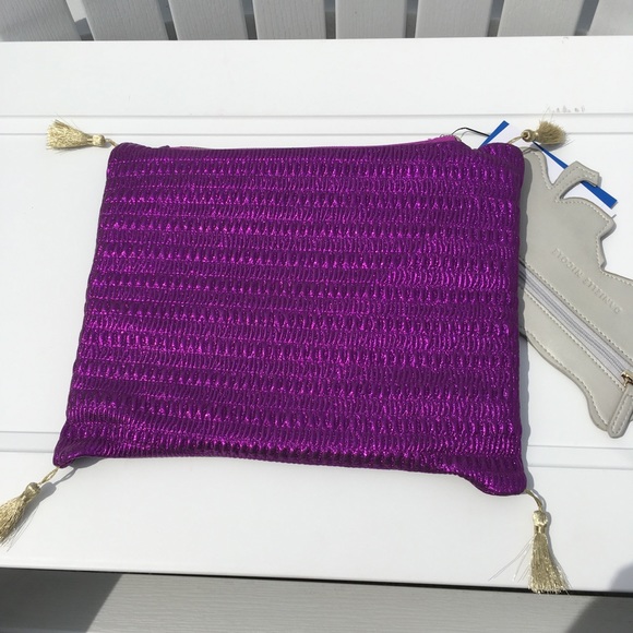 Danielle Nicole | Bags | Disney Pocahontas Percy Danielle Nicole Pouch ...